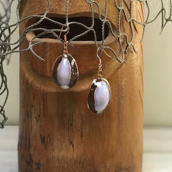 Jewelry | New Real Snakehead Cowrie Shells Purple Top Seashells ...
